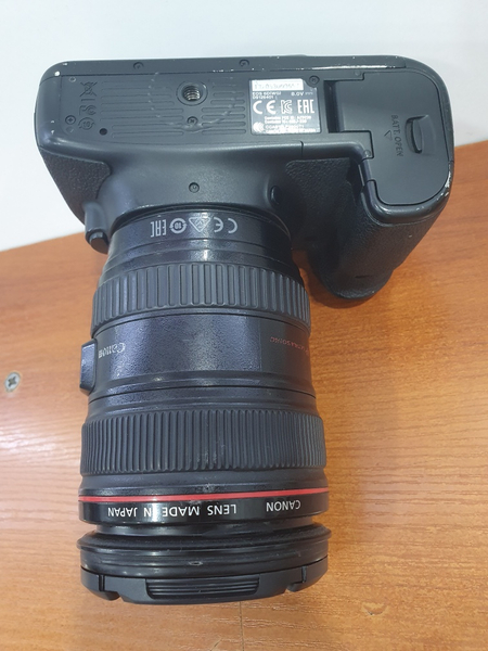 Фото апарат Canon EOS 6D