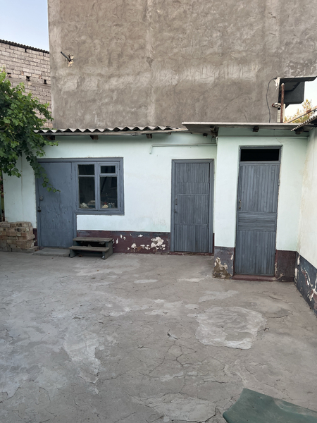 Продается участок возле ИНХА