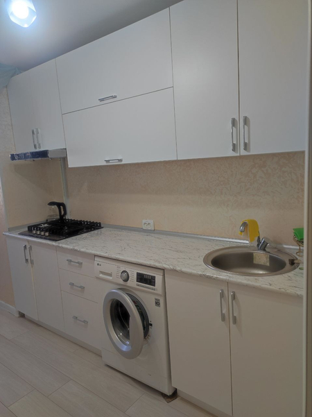 Продается 1 ком. Балкон 1*6 Чиланзар 1