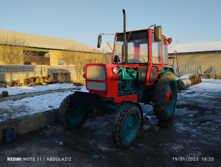 Traktor yumz sotiladi holati yahwi holda iwlab turgan tehnika rul gidr