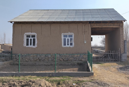 Uchaskaga 2018 yil qurilgan 4xona remont bolgan