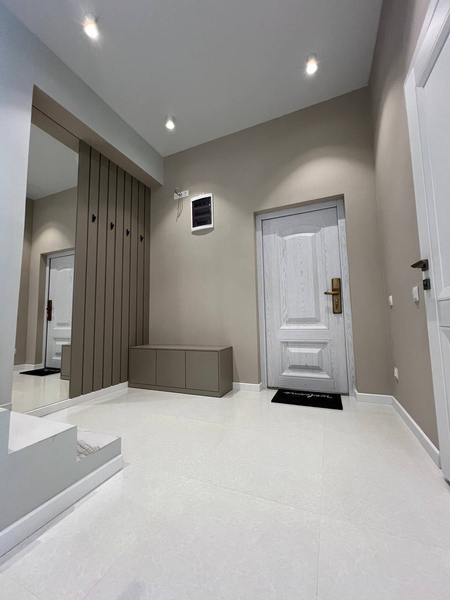 Продается 3х ком. квартира,ЖК White House, ор-р:Автосалон My Way,100м2