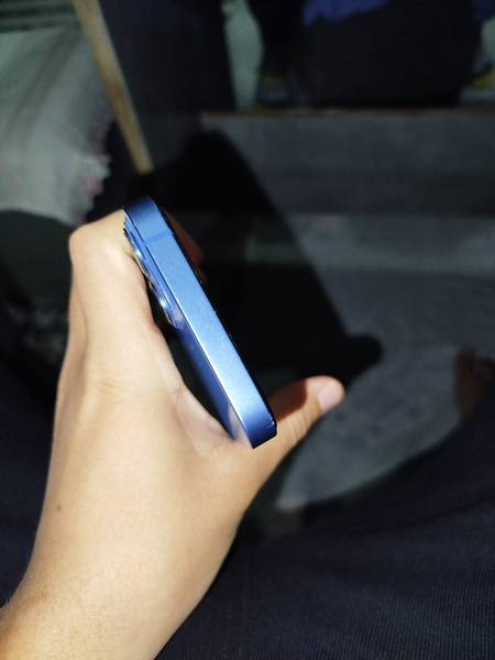 Iphone 13 sotiladi