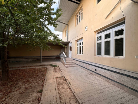 Arenda Hovli  Uchtepa 7 sotik 6 ta xona 500 Uye