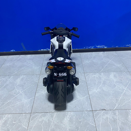 Detskiy motosikl yengi