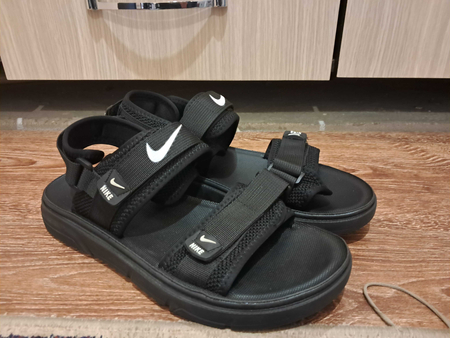 Мужские босоножки NIKE