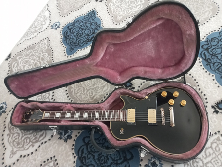 Elektro gitara GIBSON solo gitara sotiladi