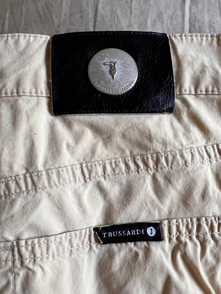 Trussardi летние бежевые мужские брюки отличное состояние размер 48/50