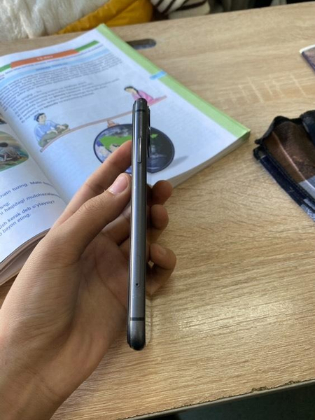 Iphone 11 ideal .