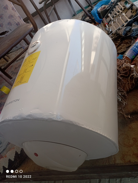 Ariston ROYAL yangiday ,50 litr santexnika