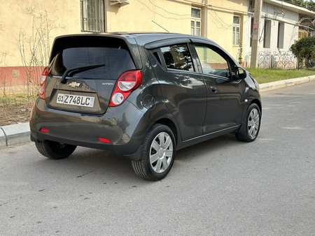Spark sotiladi 2019 yil 44000 km optima pulus