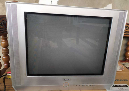 Телевизор SAMSUNG