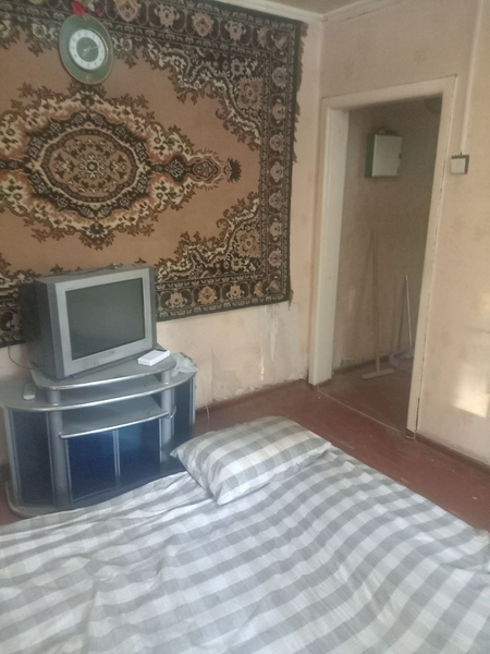 Продаю Квартиру Яшнабадский р-он Авиасозлар 58-военный город 2-ком 43м