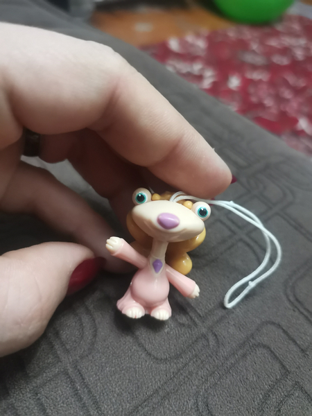 Киндер игрушки разные
