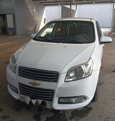 Срочно продам некся 3 автомат каробка
