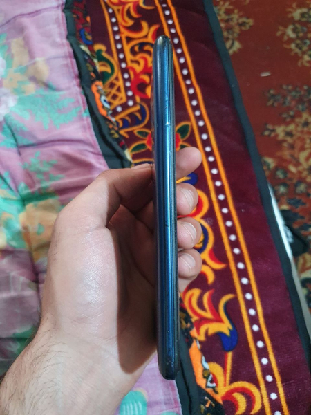 Tecno spark 6 go sotiladi