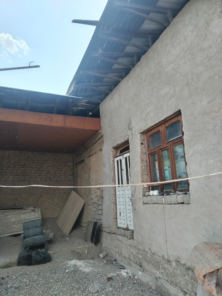 Продаю свой дом на Сергелинском районе