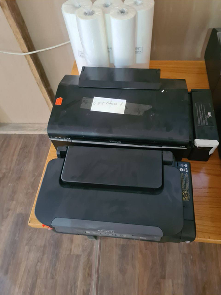 Epson 805,Epson M105,450VS апаратлари сотилади.