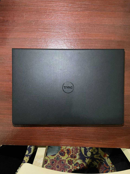 Dell core i3 7th DDR4 256 SSD 4GB Ram
