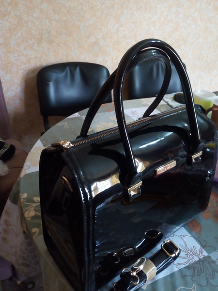 Сумочки женские новые.
