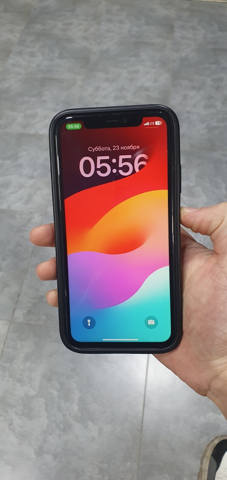 Iphone xr 64 Gb  kar dak