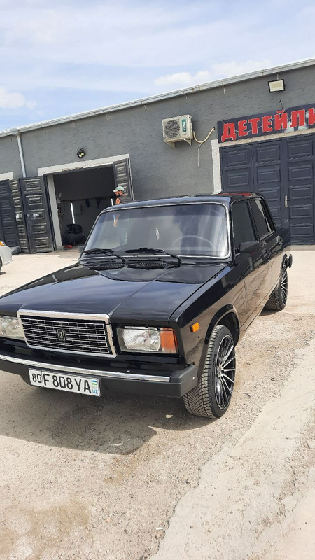 Vaz 2107 lada 07 sotiladi
