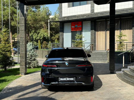BMW 740Li G70 наличи