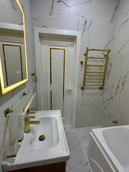 Продажа квартиры в Новостройке, на Юнус-Абад 18кв 2/7/10 ID:LR 31