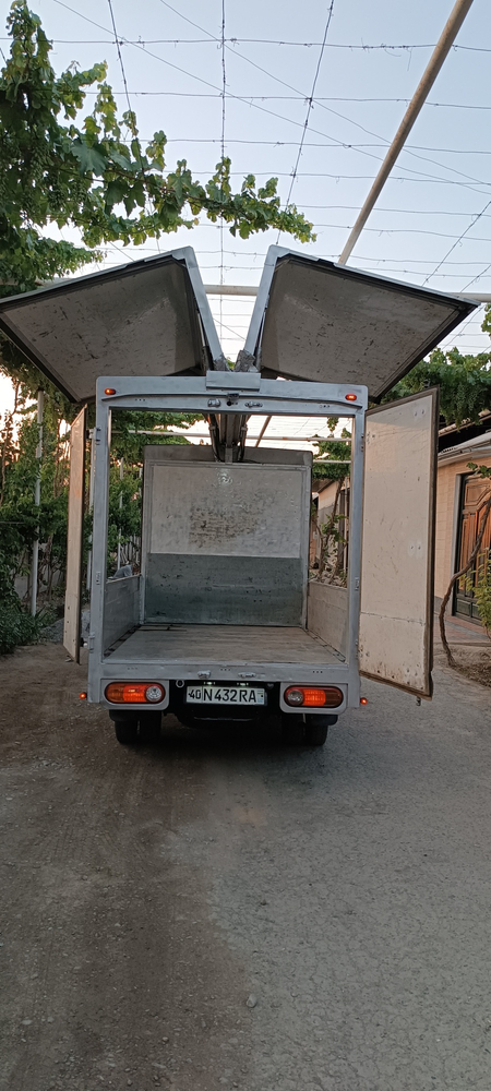 Hyundai porter sotiladi
