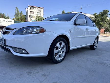 Lasetti 1 euro avtomat 2016 yil 77500 km