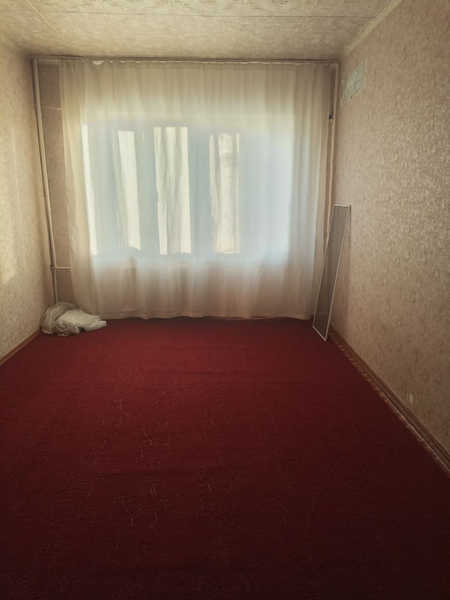 Продаётся 2 ком кв быв общежитие 38000 $ водник