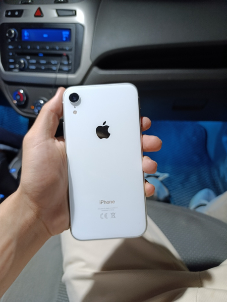 iPhone XR Sotiladi