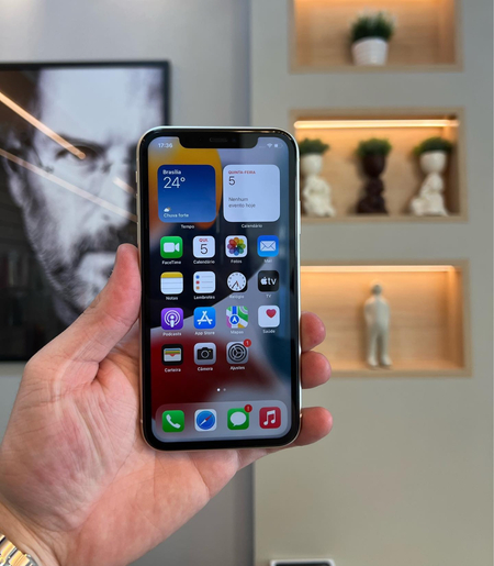 iPhone 11 64gb white
