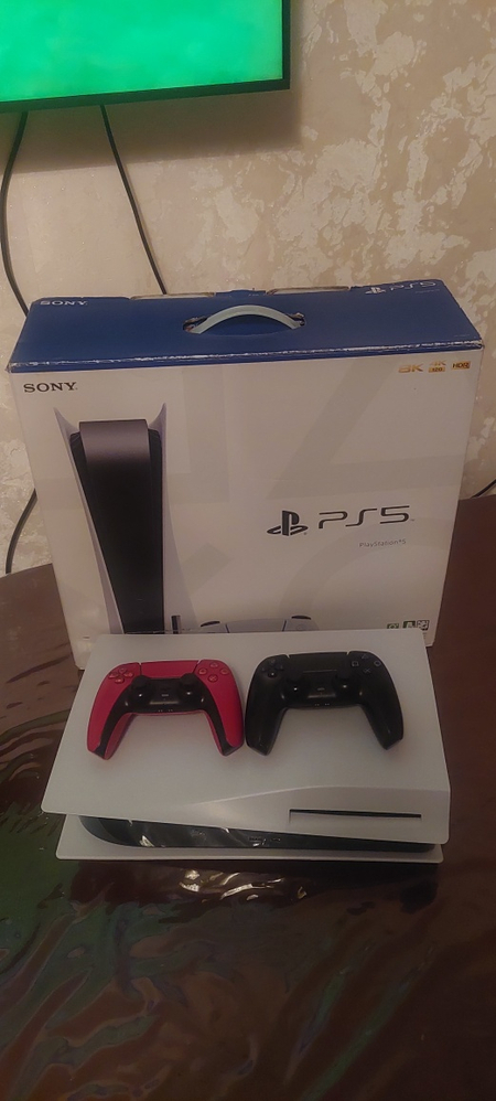 Продаю Sony PS-5 Fat 2джойстика за 390 у.е!