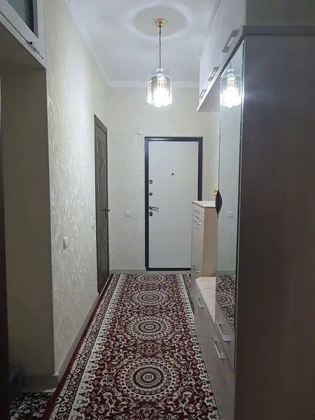 Башлык 1/5/5  балкон 2×3 чистая квартира
