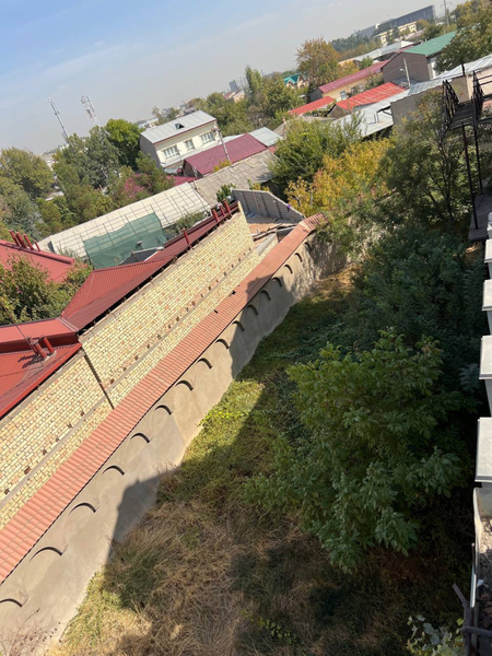 Продается участок на Домбрабаде 10.5 сотки