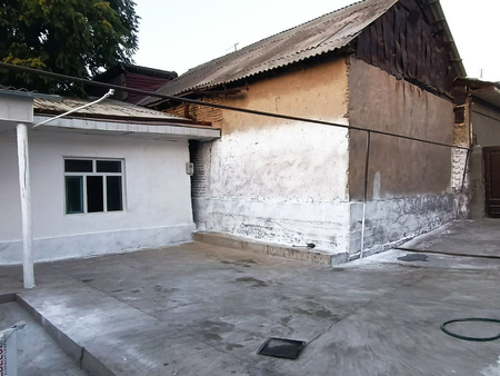 янги йул шахарда 3 сотик ховли