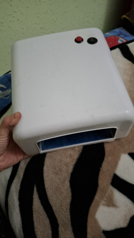 UV LAMP tirnoqni shlak qilish uchun