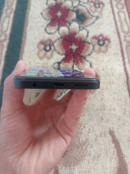 XONIR X6B 6+6/256  tel yengi hechqanday aybi yoq