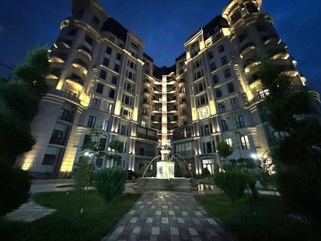 Дархан АВЕНЮ 3/6/10
Закрытый охран.двор