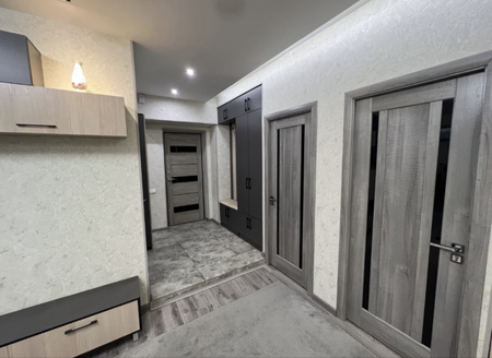 Срочно продается квартира 3/3/4 75м2 на Ц-6