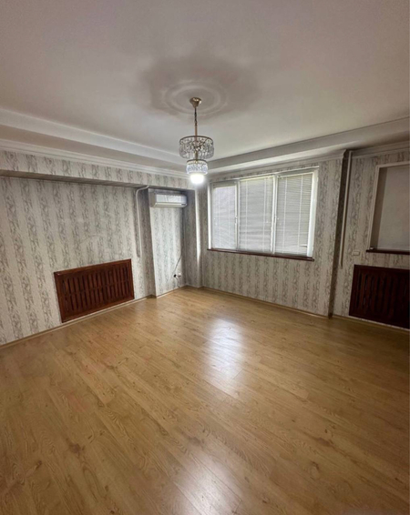 Продам квартиру 4/5/12 на Хамид Олимжон ,Дархан