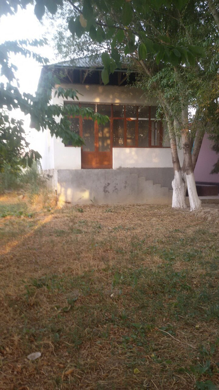 Choyxona sotiladi