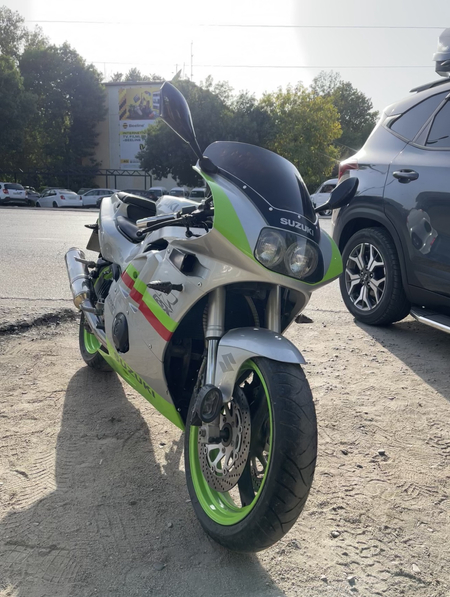 Сузуки джиксер 400