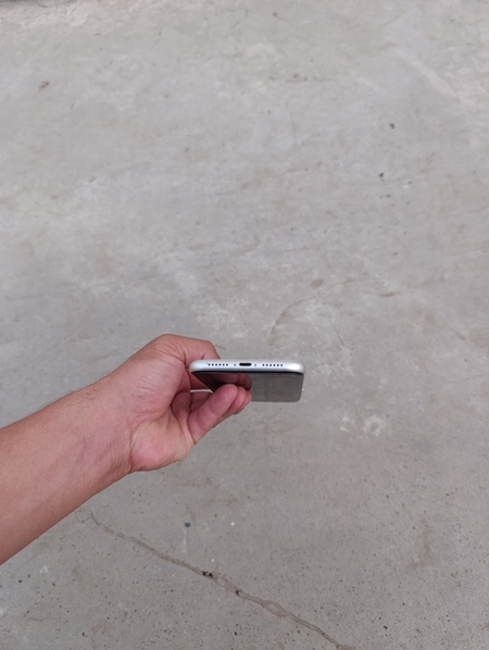 iPhone 11 128Gb Roʻyxatdan oʻtgan.