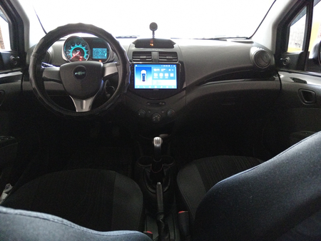 Avtomobil Spark Chevrolet