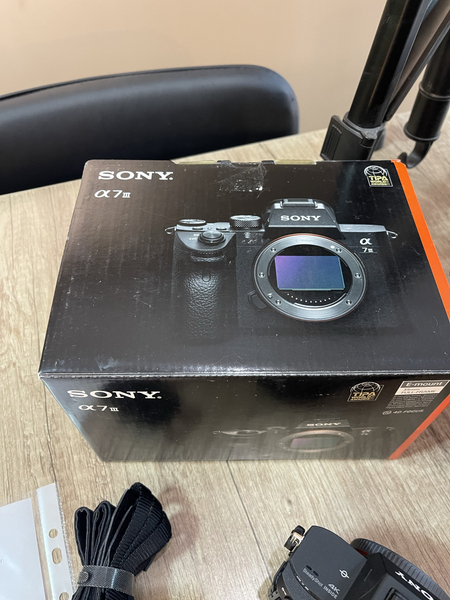 Sony A7 iii почти новый