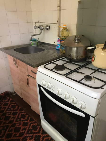 Diqqat!!! Qizlarga kvartira!! Bezxozayka