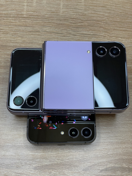 Samsung galaxy Z flip4  Z flip5