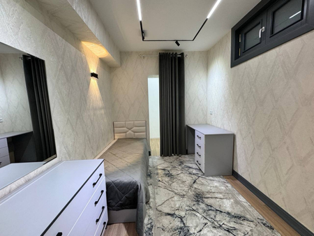 Продаю свою 3х ком. кв. 150 м² с верандой Зима Лето в центре города